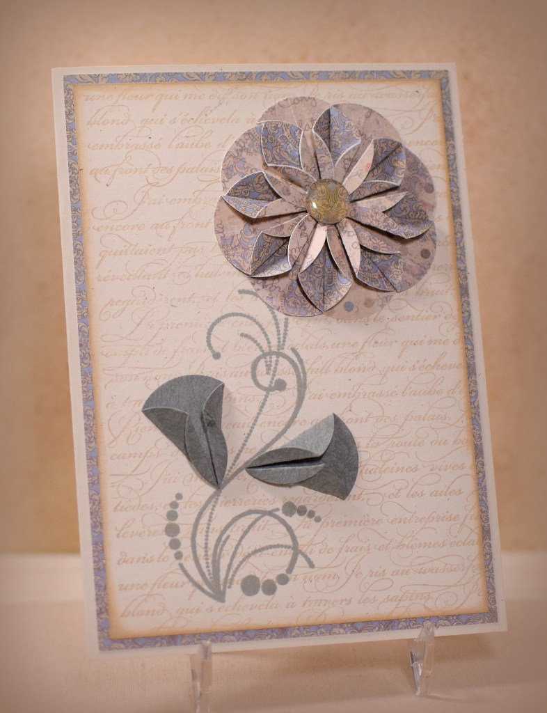 Dahlia Fold Floral Card | I Played With Paper Today!